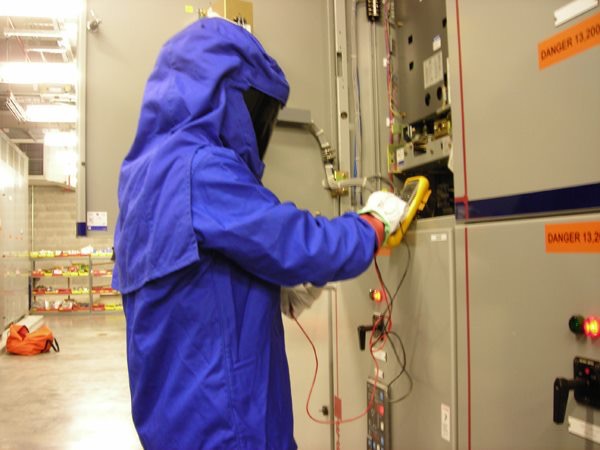 What are the causes of an arc flash? - Facility Results